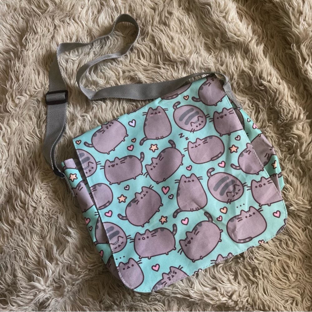 Pusheen Cat Blue All Over Graphic Print Lightweight C… - Gem
